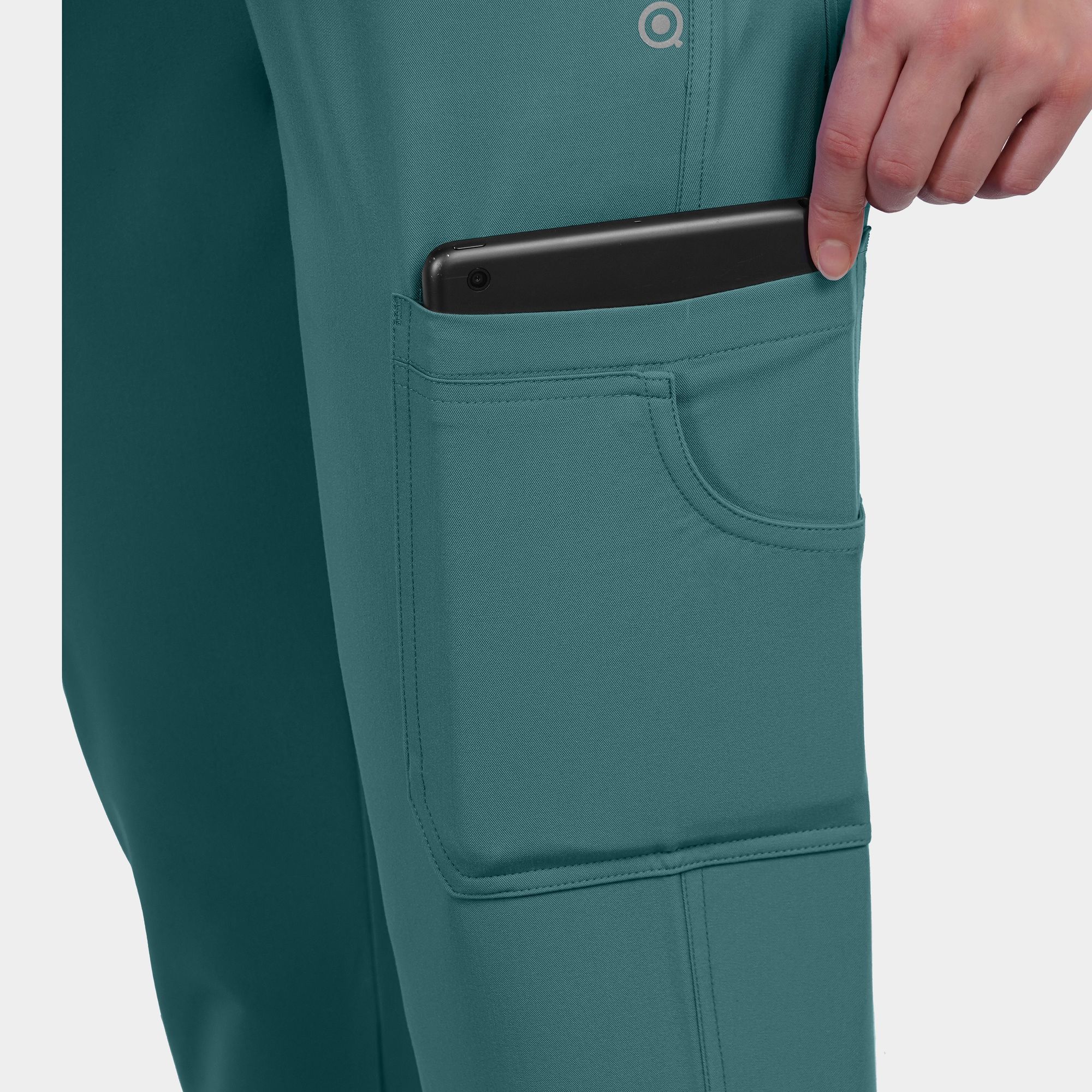 Cassi Performance Scrub Pants™ – Women's Scrub Pants by QHOOBI®