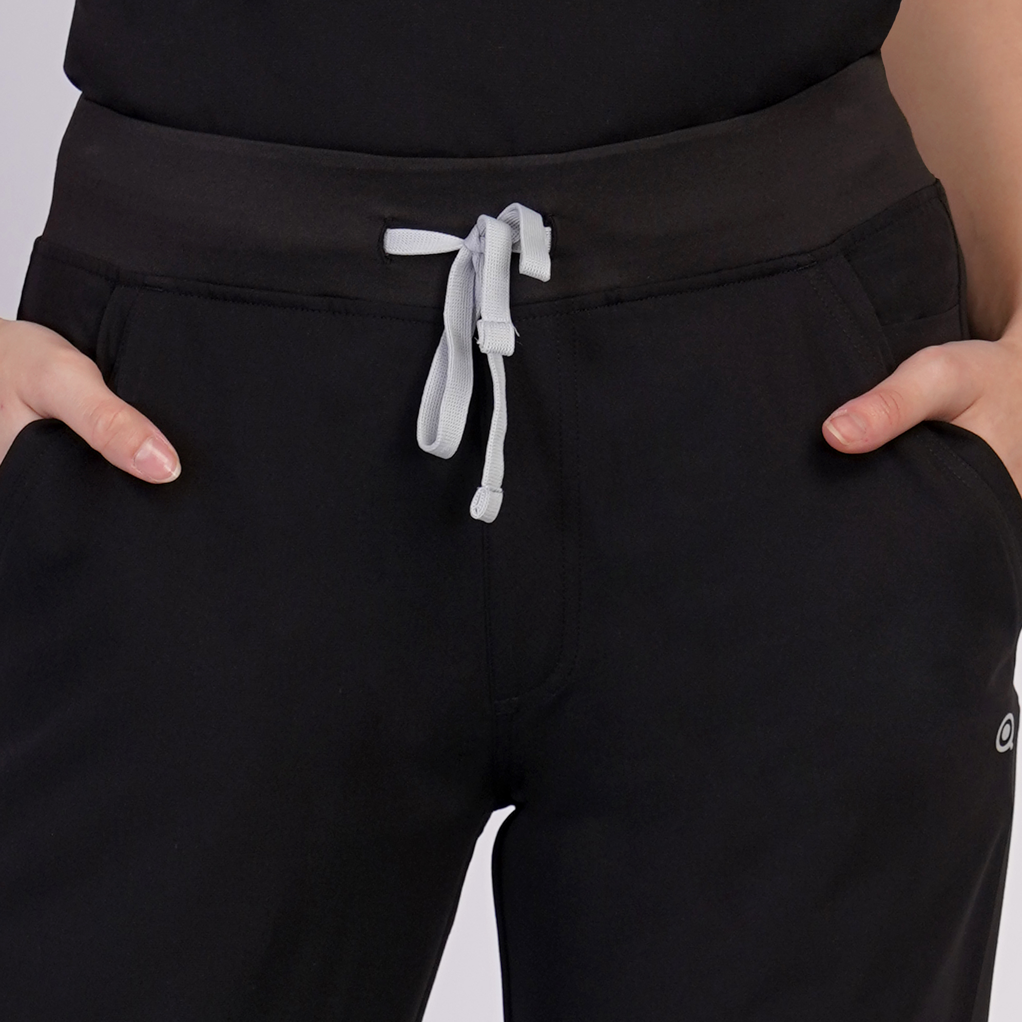 Cassi Performance Scrub Pants™ – Women's Scrub Pants by QHOOBI®