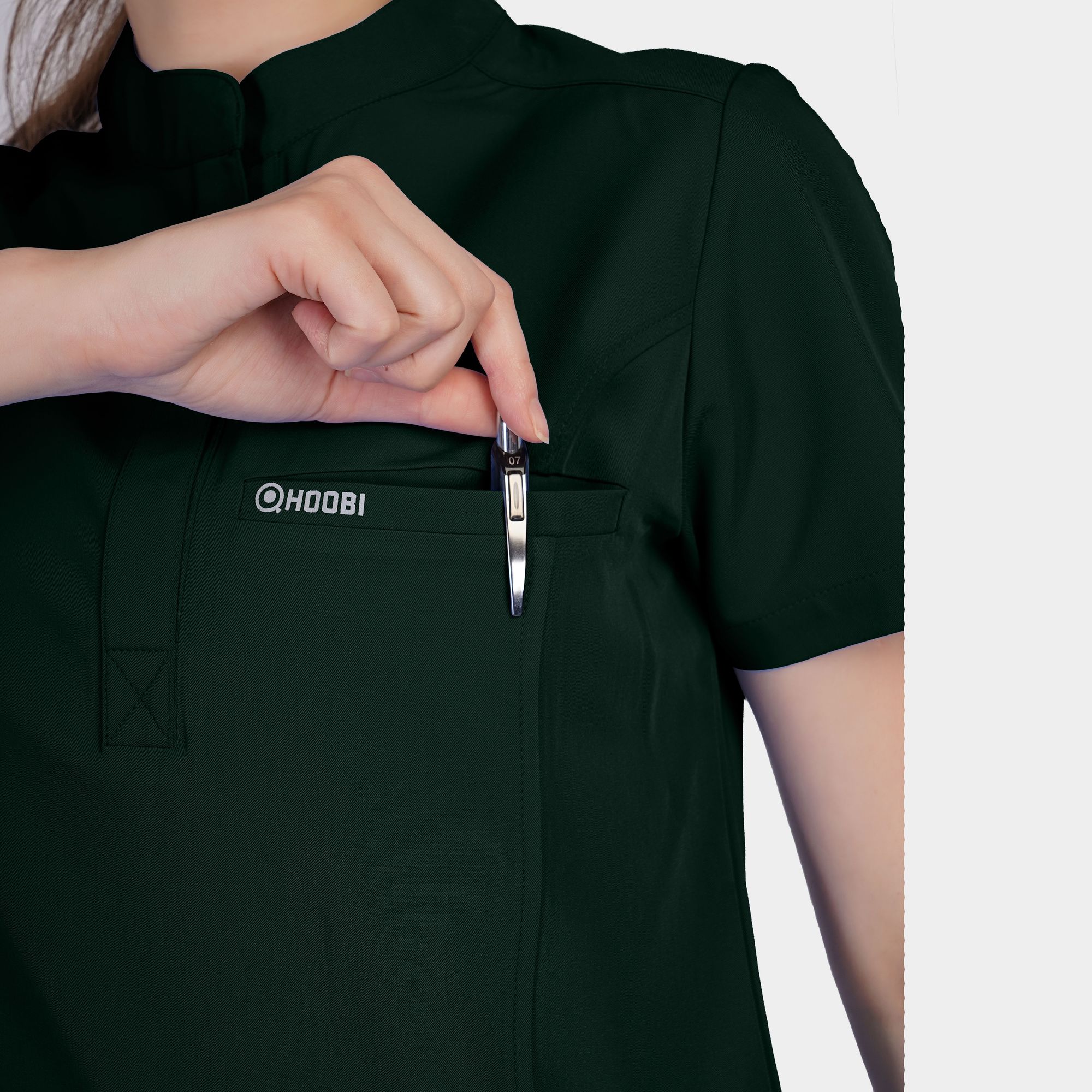 Grace Four-Pocket Scrub Top™ – Women's Medical Scrubs by QHOOBI®